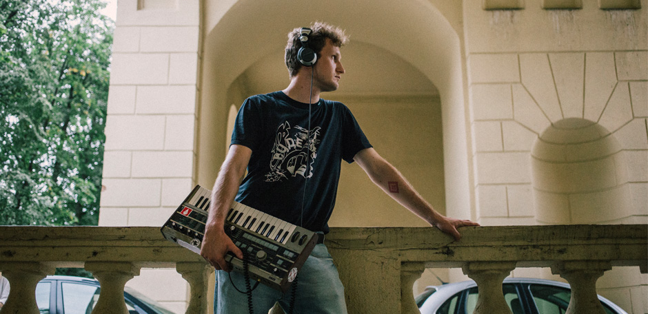 Ідылічны выступ Deech у 34 Music Sessions